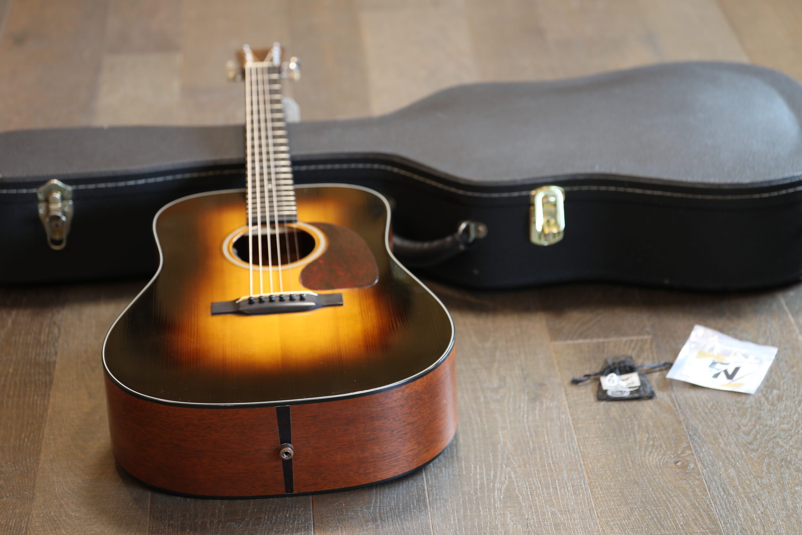 2003 Martin D-18GE Golden Era 1934 Dreadnought Acoustic Guitar Sunburst ...